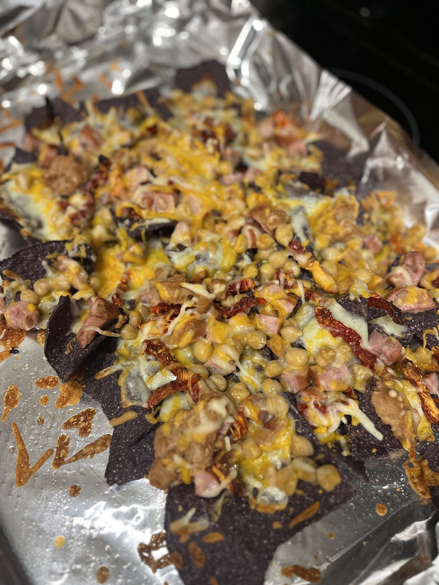Chicken Sausage Nachos – Faux Gourmand